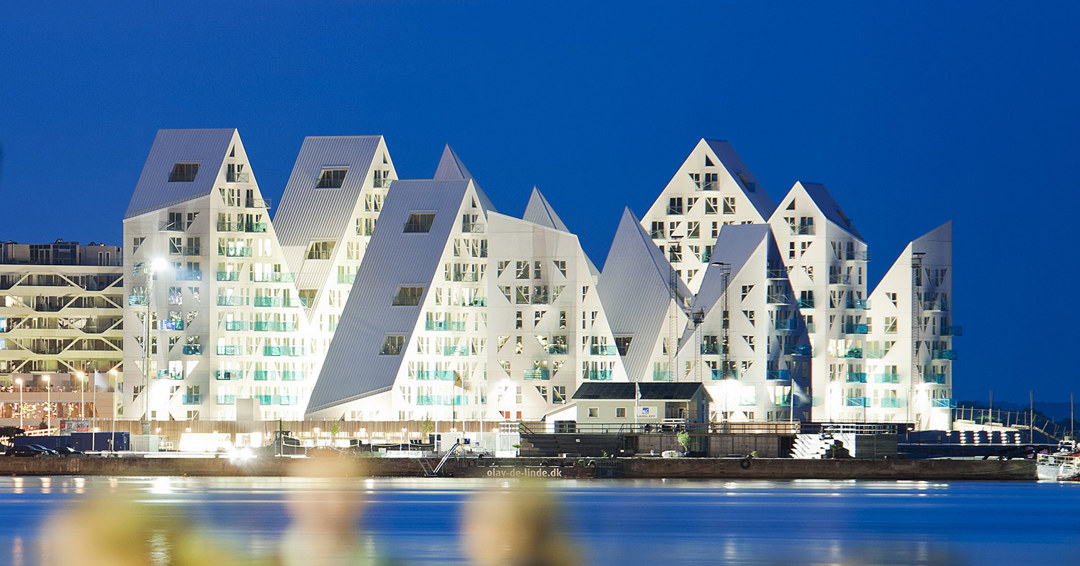 Inspiration: Akustiktak i P-garage, Isbjerget | Troldtekt